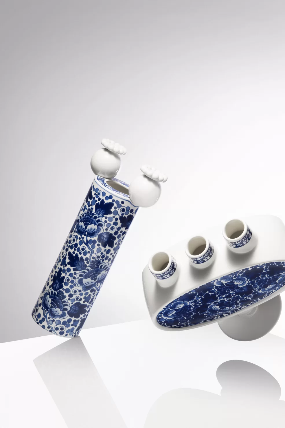 Delft Blue Vases - Moooi